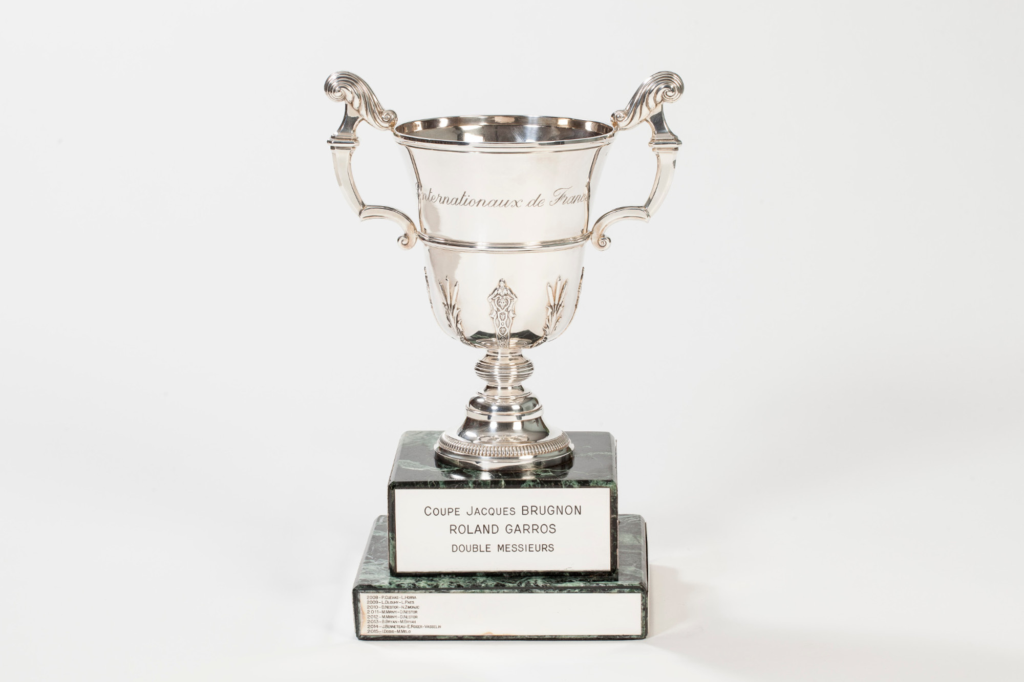 Les trophées - Roland-Garros - Le site officiel du Tournoi de Roland ...